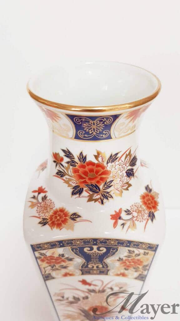 Chinese Imari Style Kangxi Marked Reproduction Vase - Mayer Antiques ...