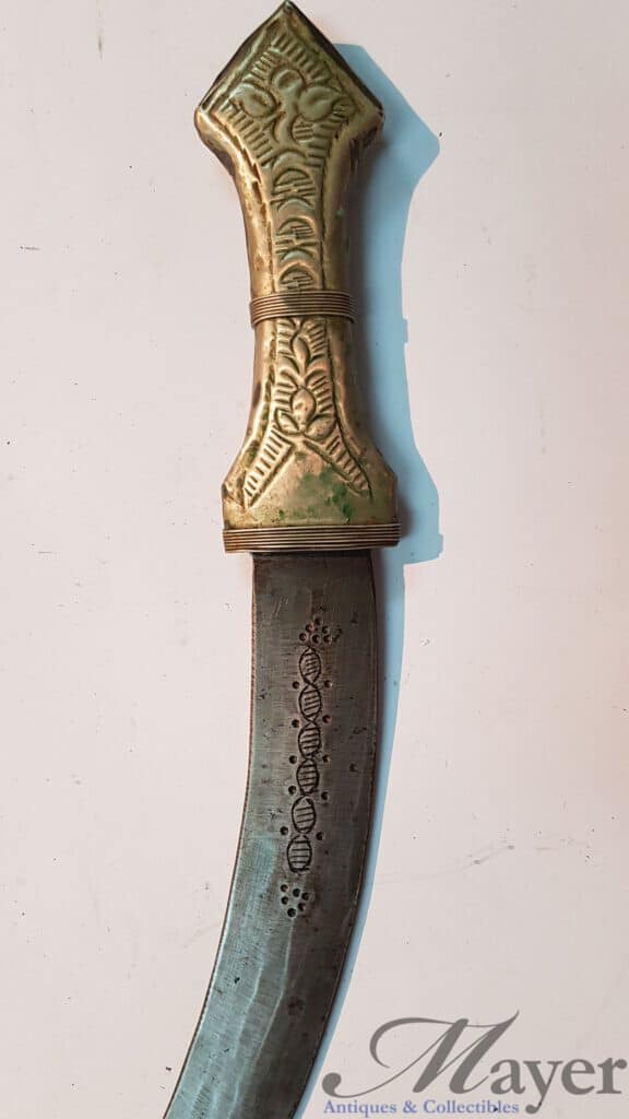 A Set Of Authentic Bedouin Shabariya Daggers - Mayer Antiques ...