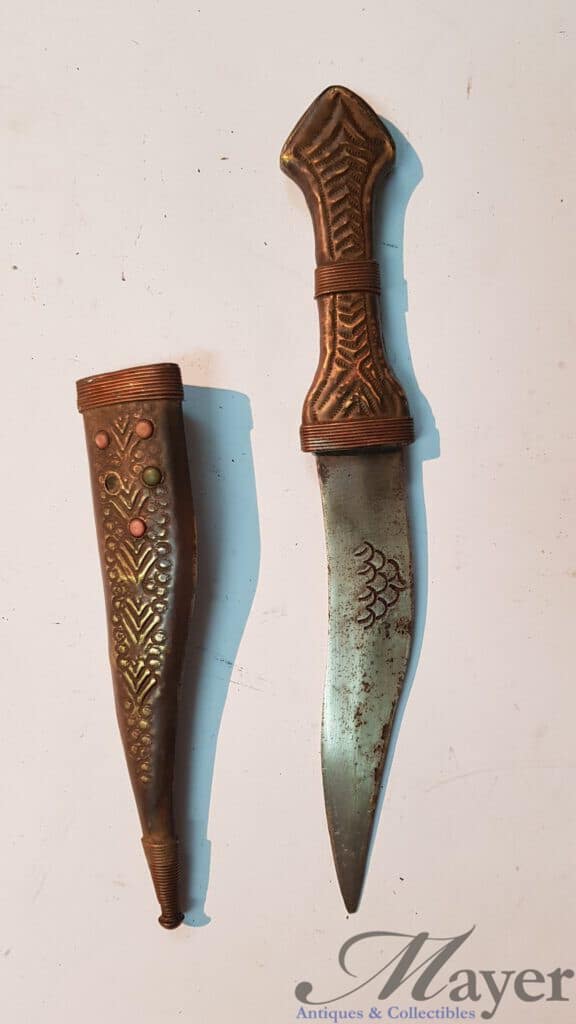 A Set Of Authentic Bedouin Shabariya Daggers - Mayer Antiques ...