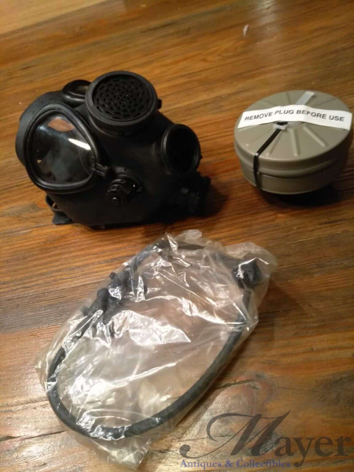 Israeli Military M15 Gas Masks - Mayer Antiques & Collectibles