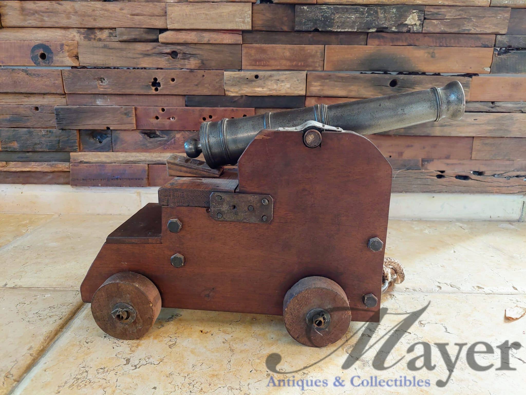 british Navy signal cannon