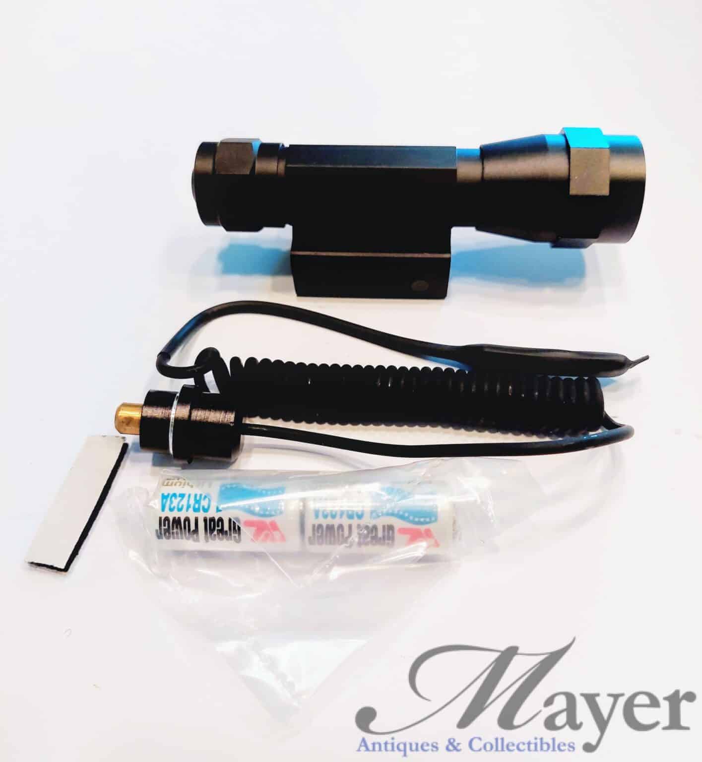 Leapers UTG Model LT-TL101 Tactical Flashlight with Mount and Cable